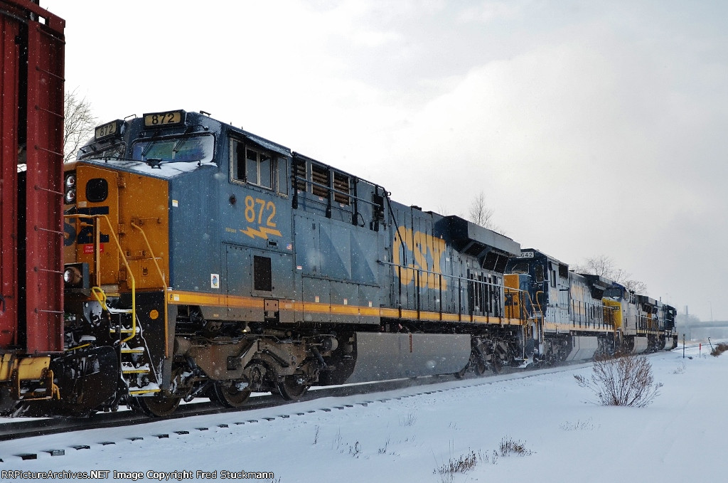 CSX 872